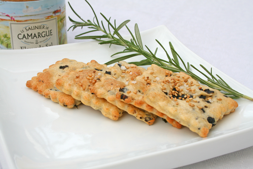 Cracker de oliva y romero | Entretantomagazine